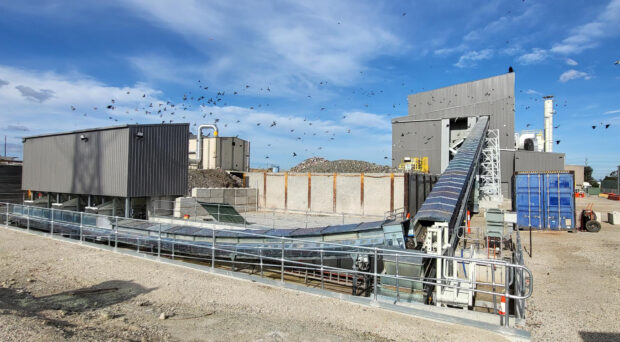 Opening of Australia's largest glass recycling plant - RECYCLING magazine